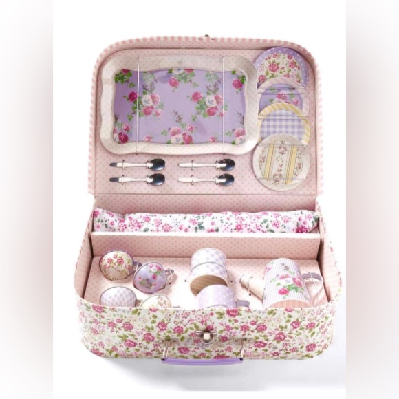 Matilda Jane | Toys | Matilda Jane Tin Tea Party Set | Poshmark